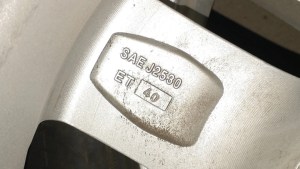 車検に通る？通らない？堅ろうなアルミホイールとは？ – IKINARI LARC